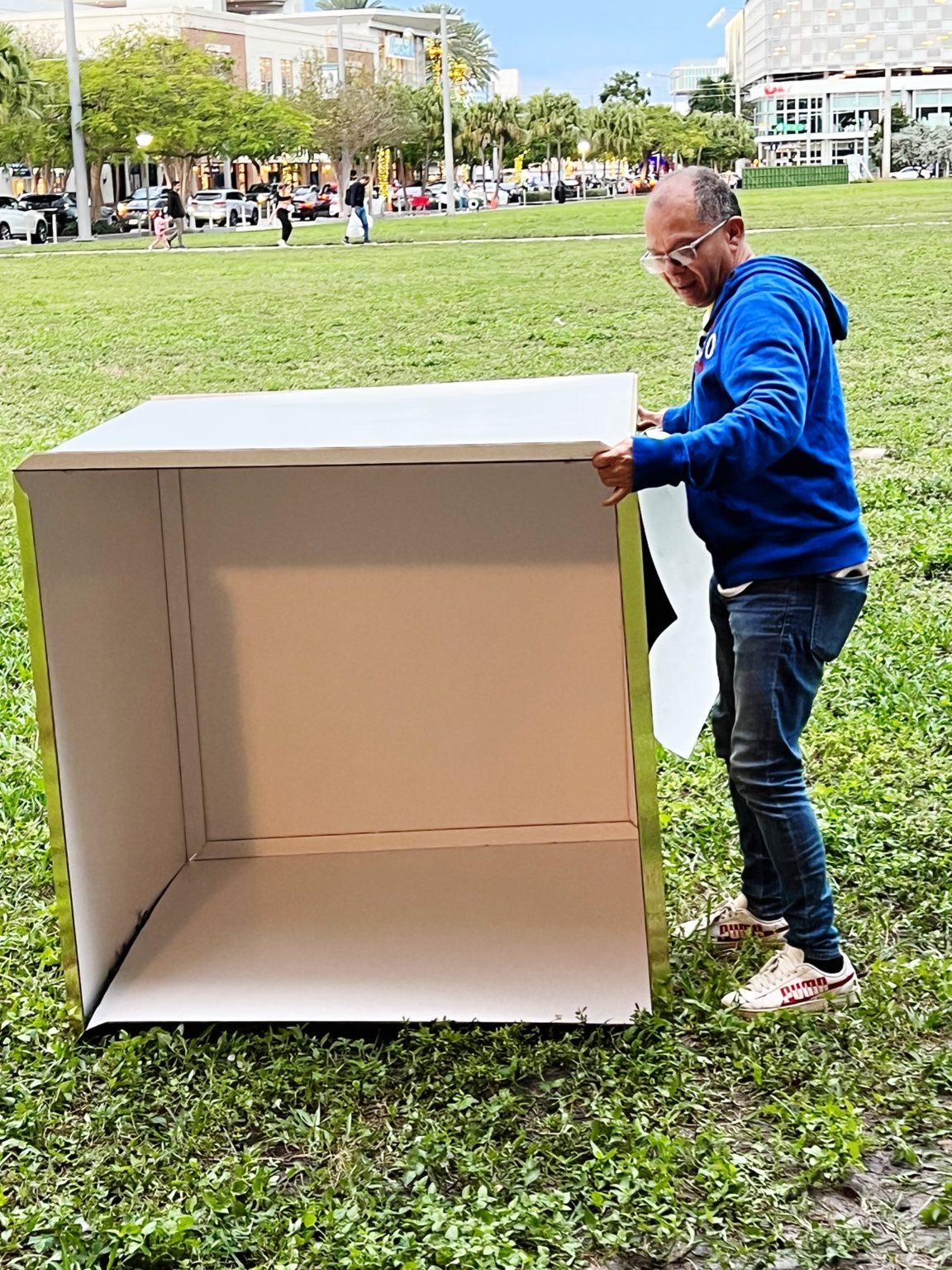 Cube Balance - Art Miami Magazine