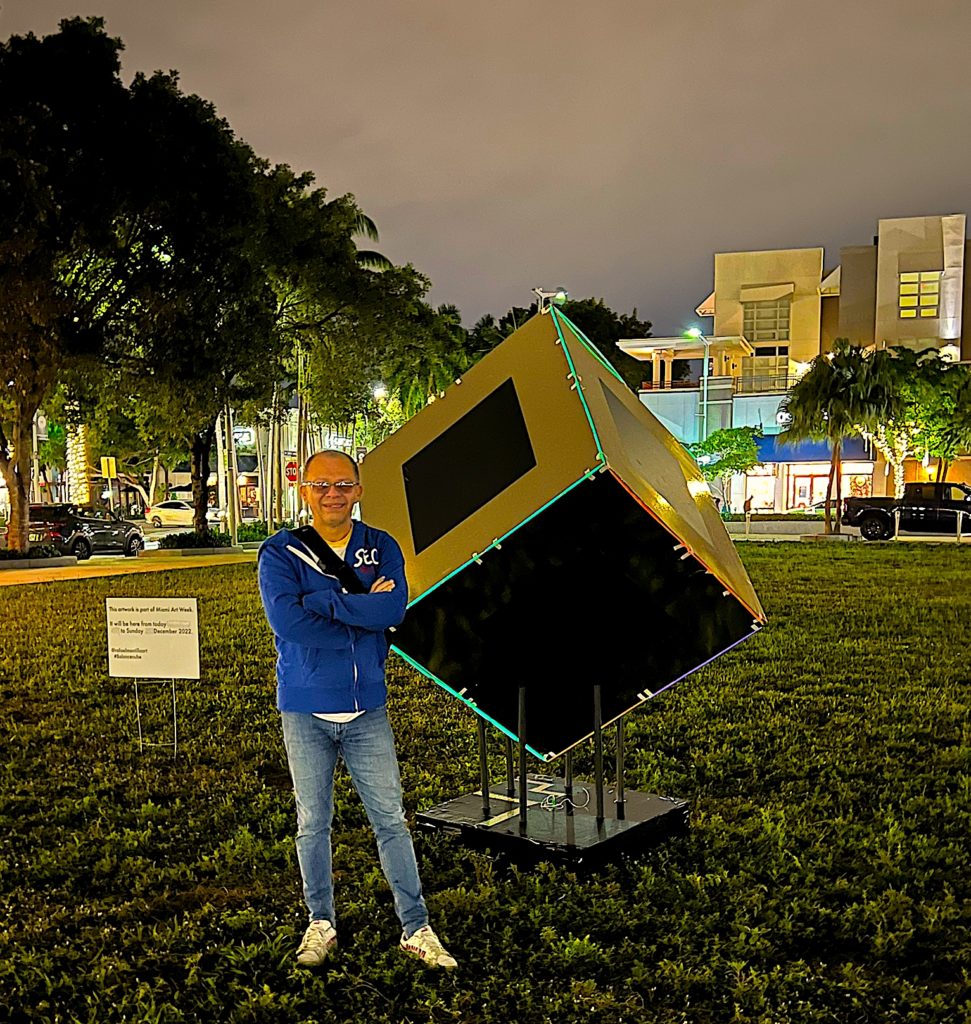 Cube Balance - Art Miami Magazine
