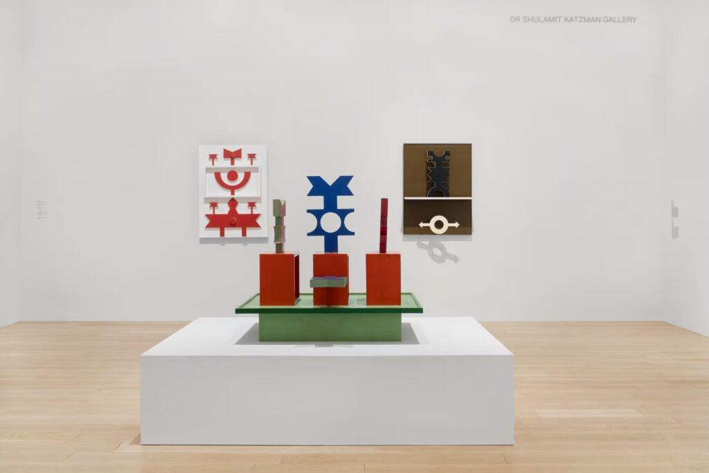 Rubem Valentim En El ICA Miami: Geometría, Espíritu Y El Legado Afro ...